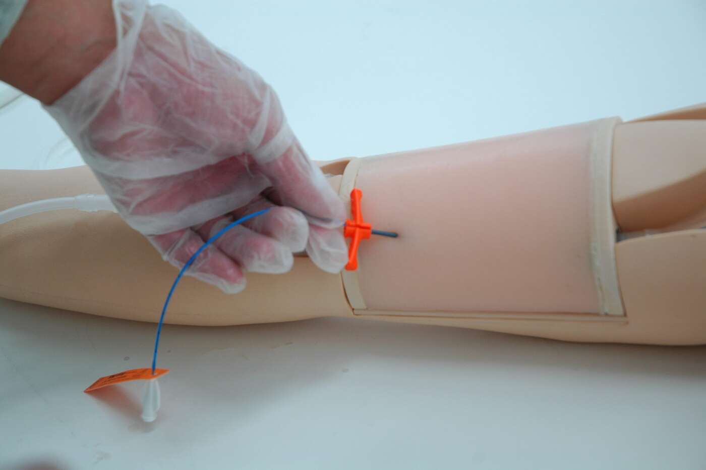 Wrist Artery Cannulation Training with Simulation Tools